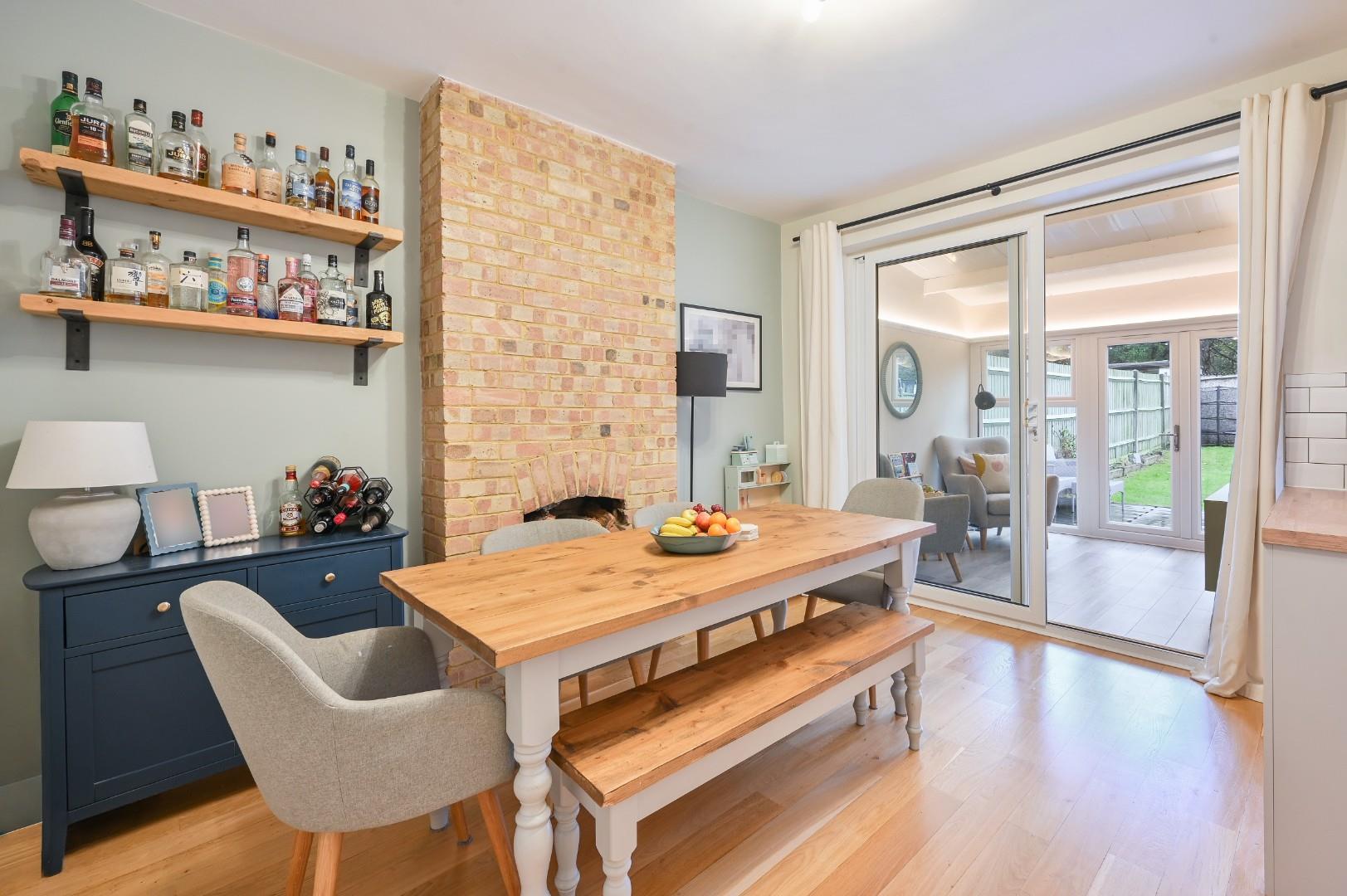 Stoneleigh Avenue, Worcester Park | The Personal Agent